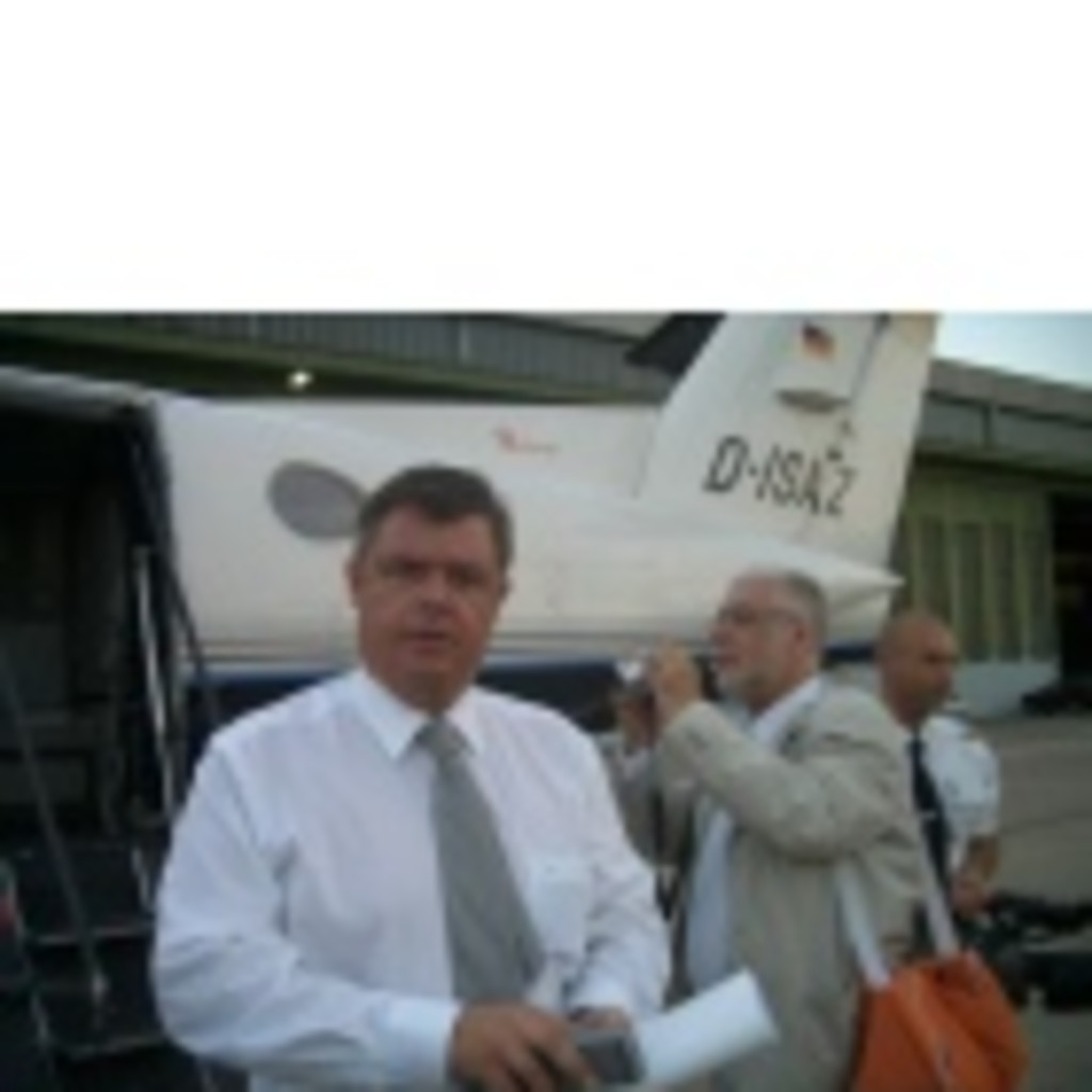 Frank Siefert - Inhaber - VadA | XING