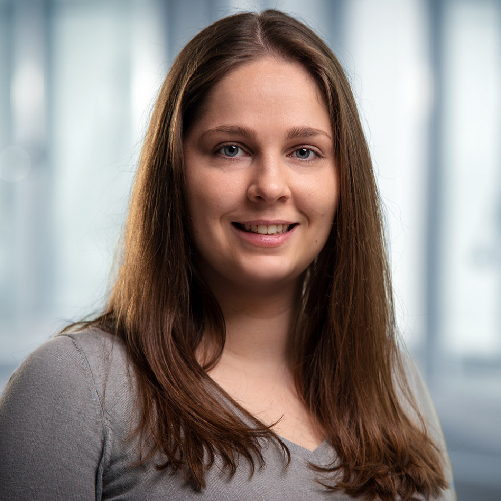 vanessa-edwine-grauer-associate-product-software-engineer-wolters