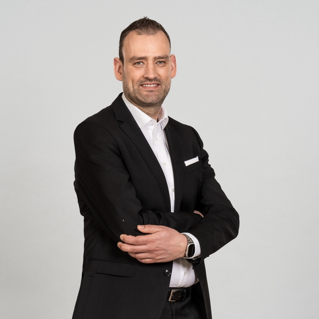 Michael Nowak - Vertriebsdirektor Private Banking | Abteilungsdirektor ...