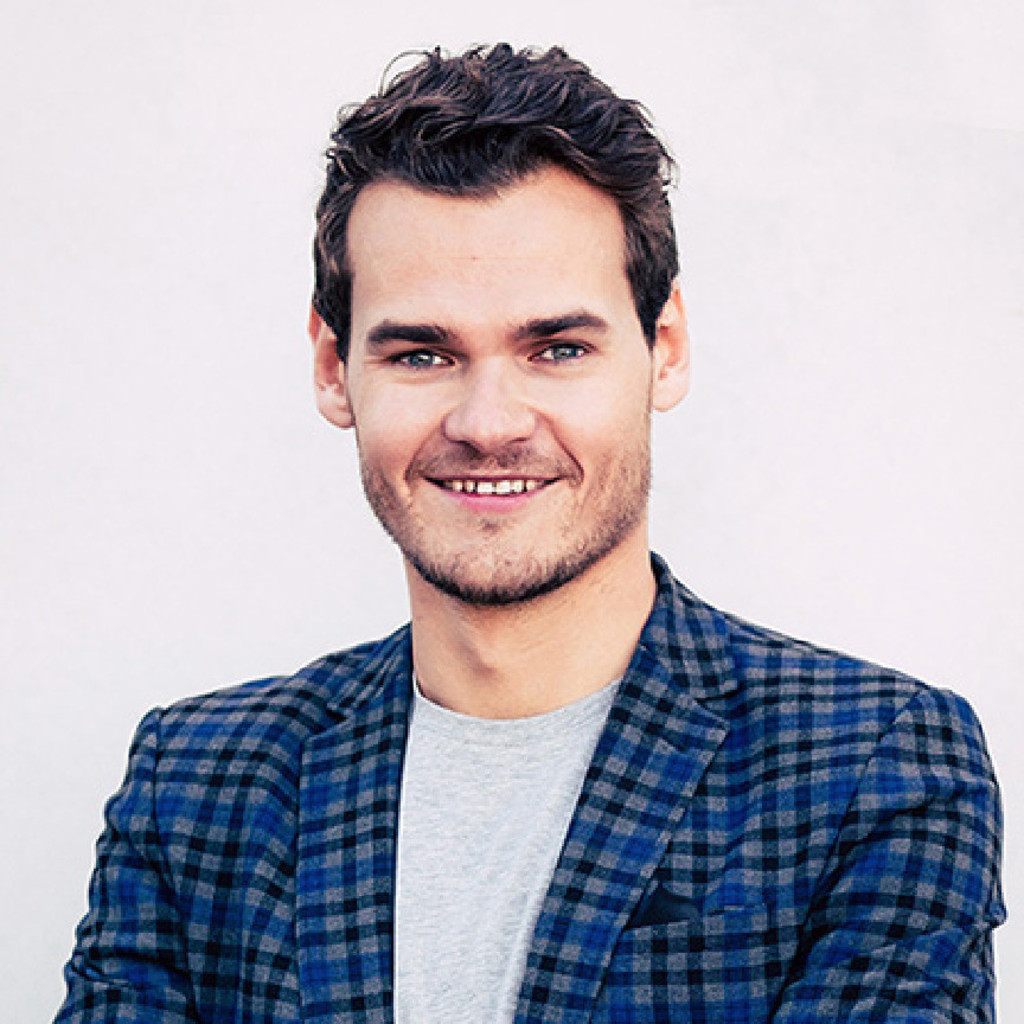 Robert Zantow - Digital Consultant - NullZwoElf MEDIA | XING