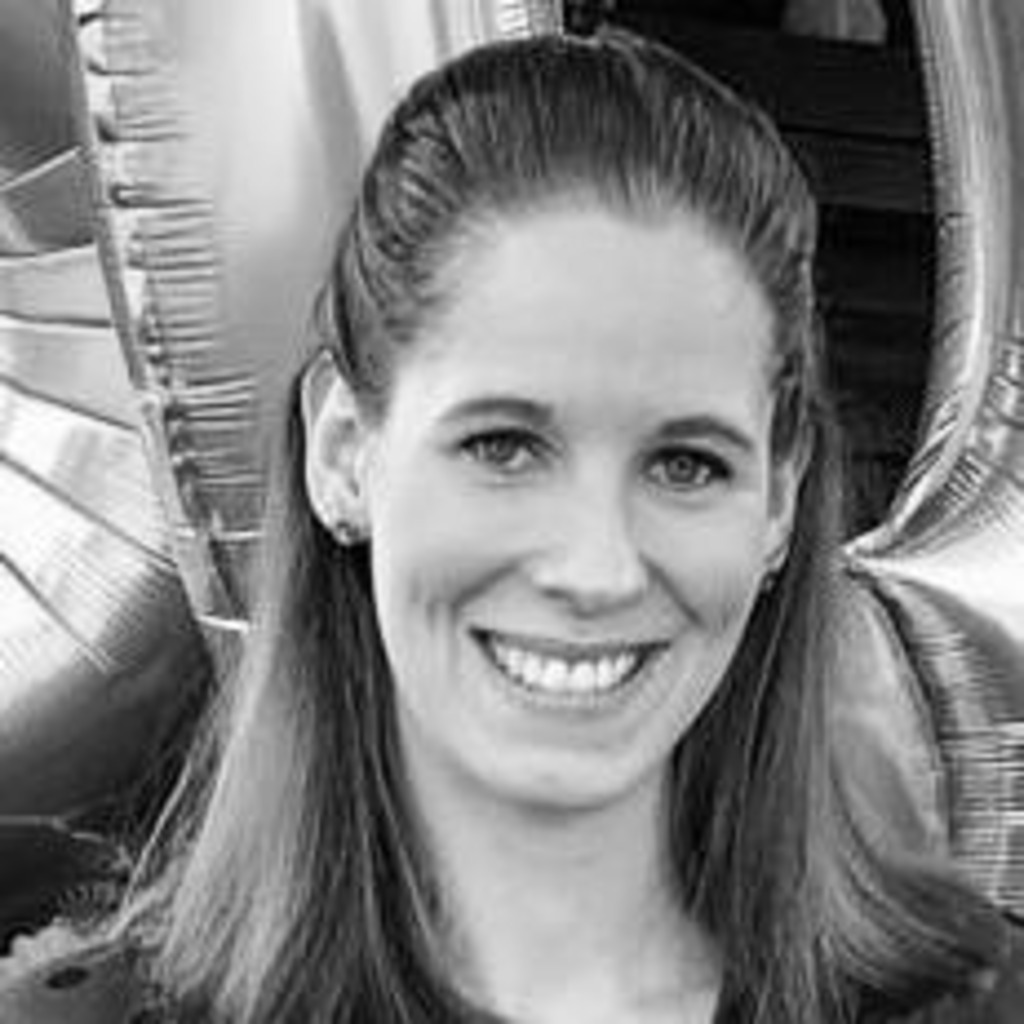 Julia Langer's Instagram, Twitter & Facebook on IDCrawl