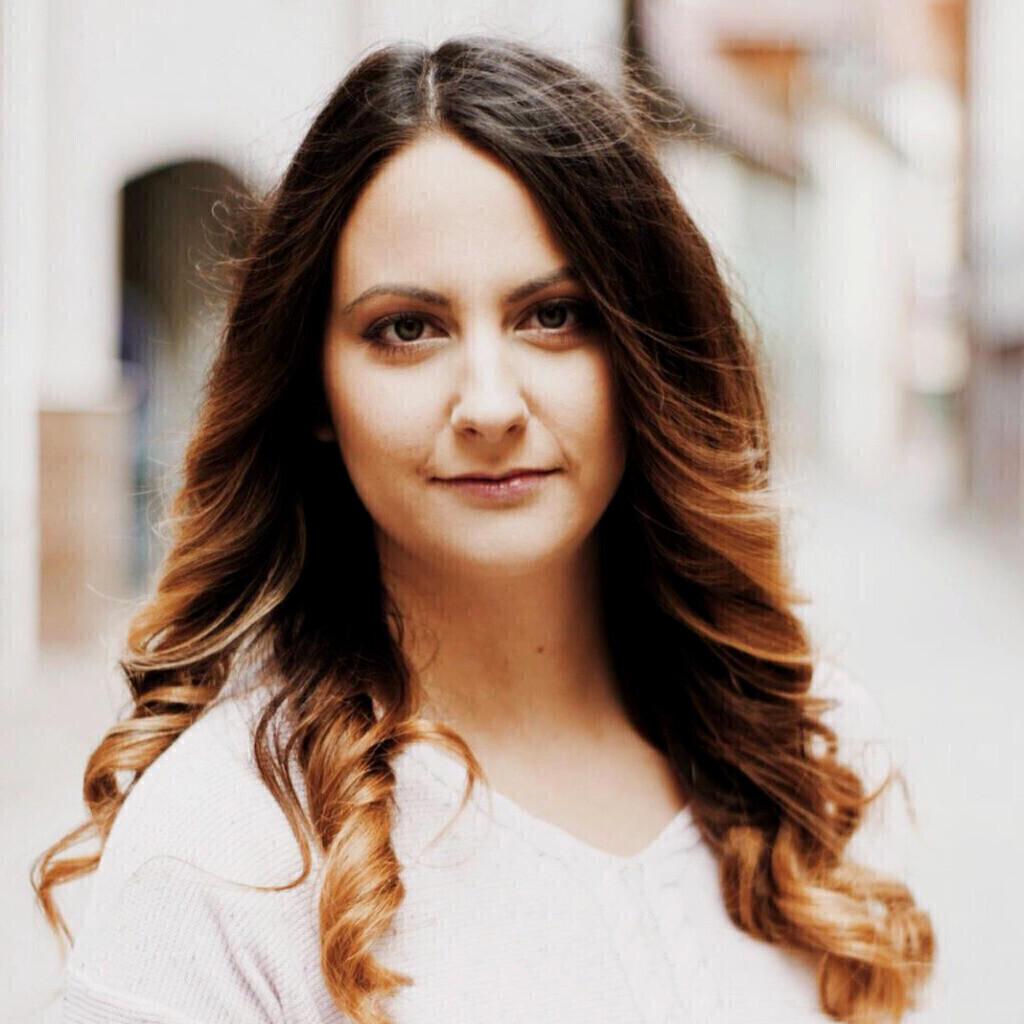 Izel Beikirch - Geschäftsführerin - Terra Industrial GmbH | XING