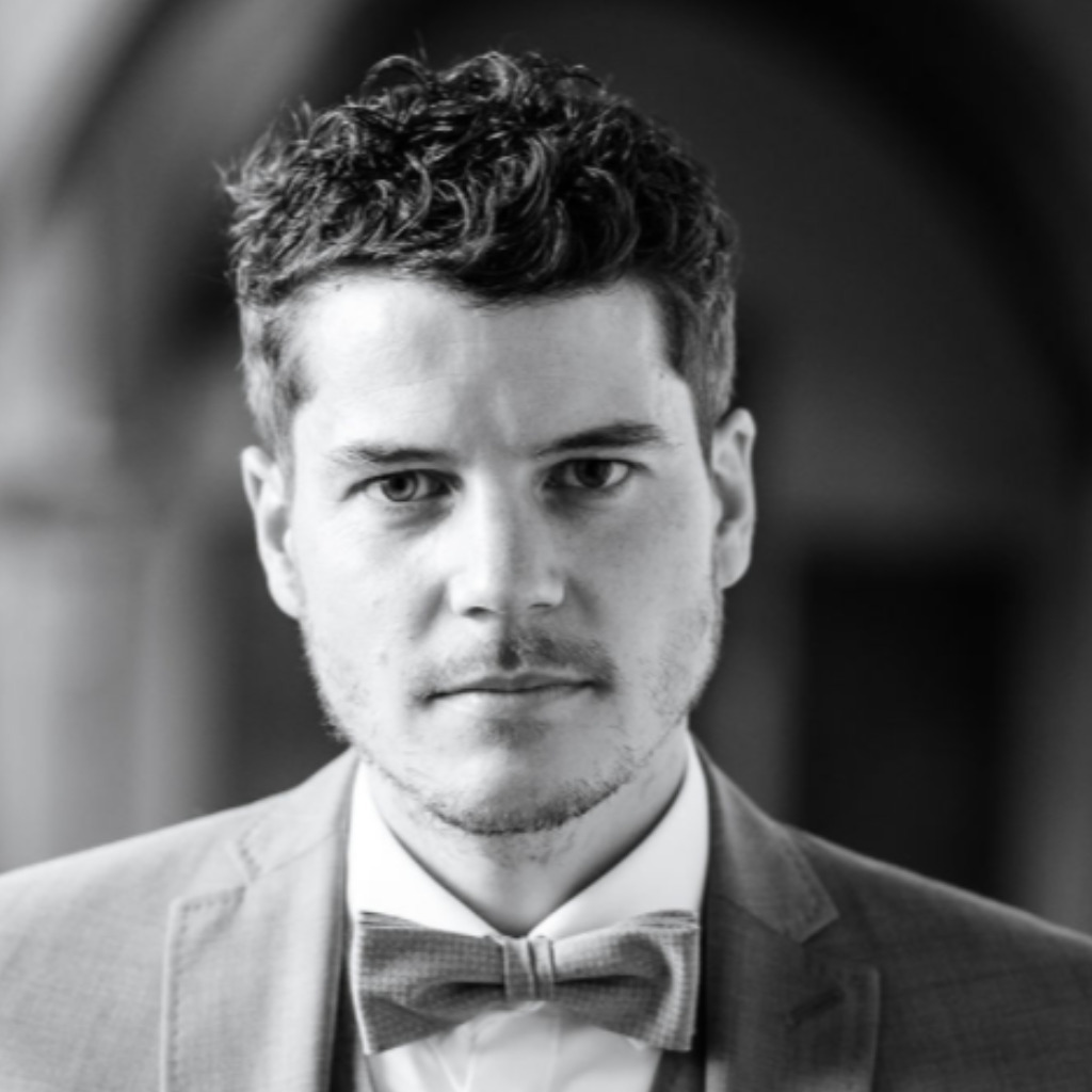 Dirk Essig - Systems Engineering - University of Applied Sciences ...