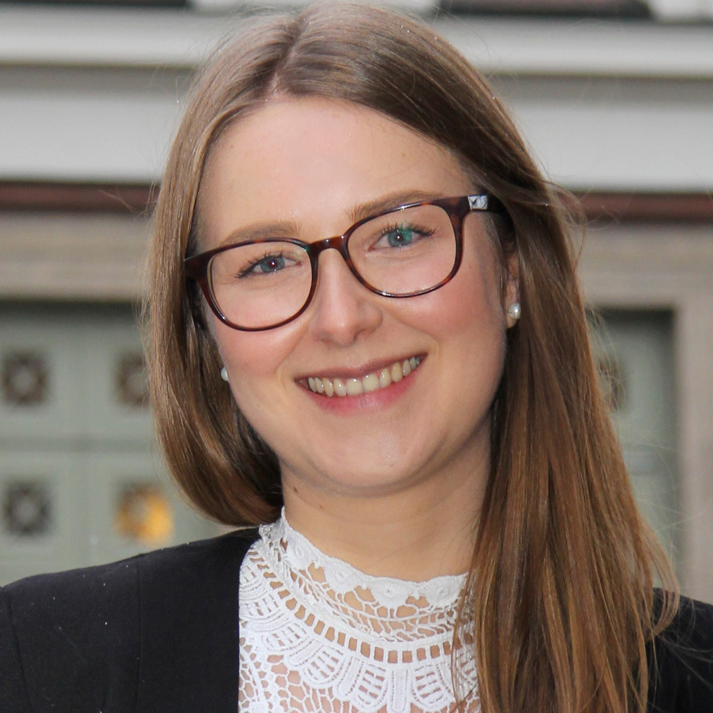 Laura Röhl - Fachbereichsleiterin für Recht, Ordnung und Soziales ...