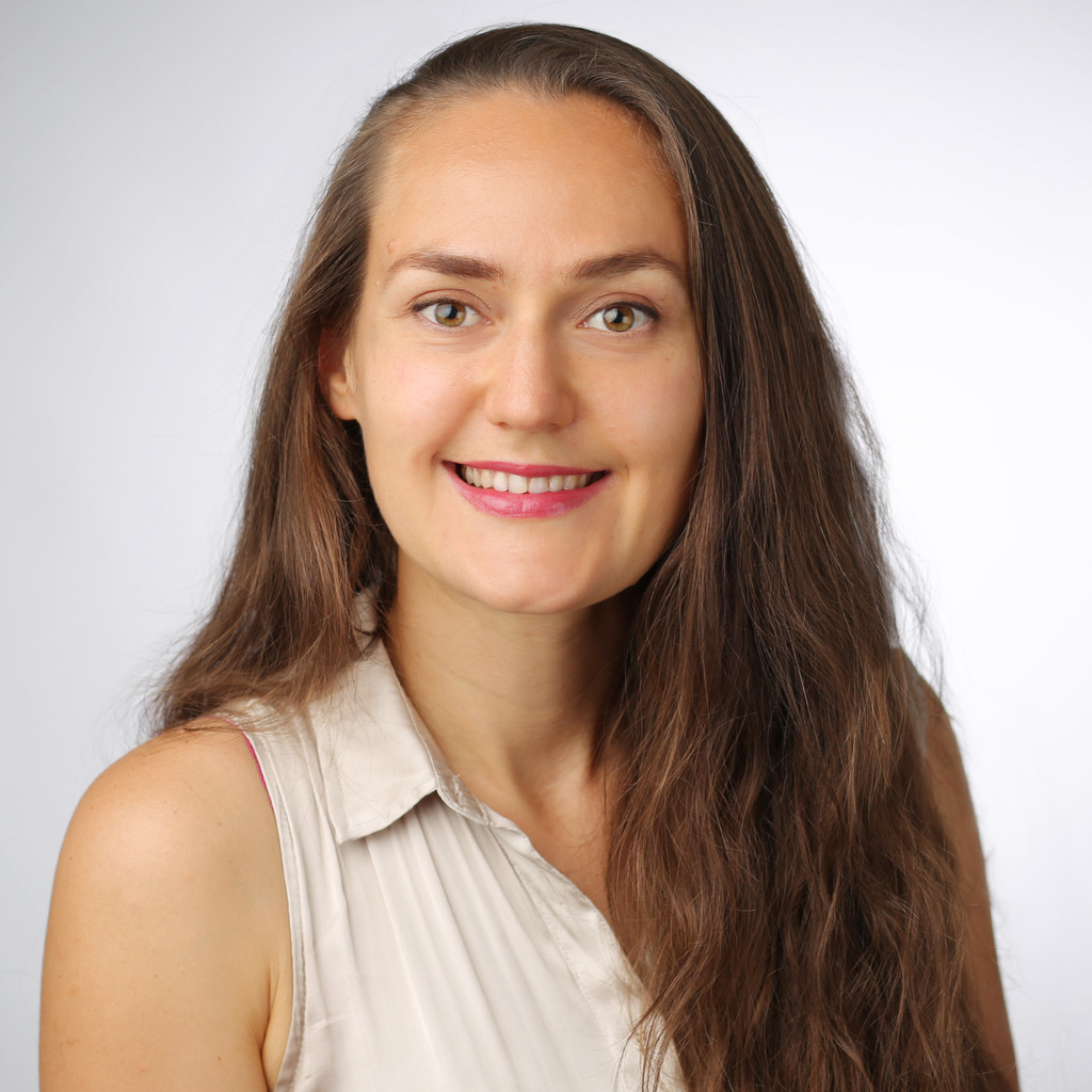 Anna Neumann - CEO - Greenativity | XING