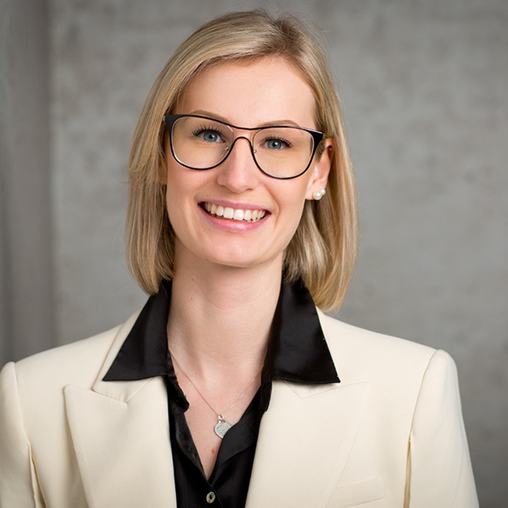 Julia Paul's Instagram, Twitter & Facebook on IDCrawl