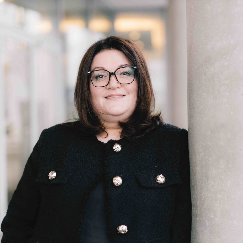 Susana Castro - Leiterin Kaufmännische Abwicklung / Einkauf - BREMER ...