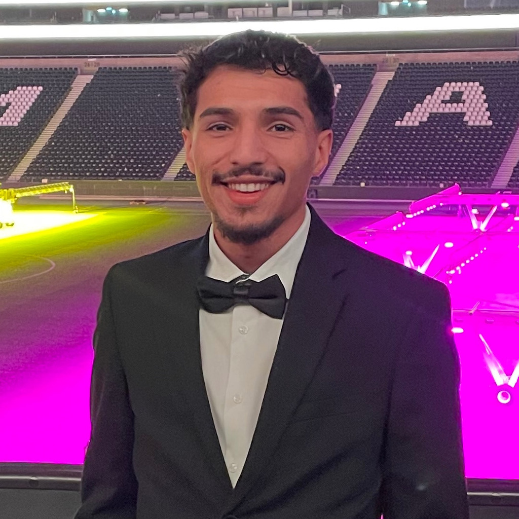 Youness El Bachiri - Auszubildender Kaufmann für Spedition und Logistik ...