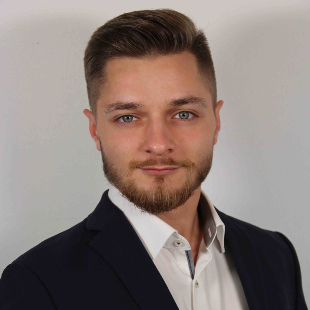 Alexander Ahmedov - Produktbereichsleiter Additive - Hoyer ...