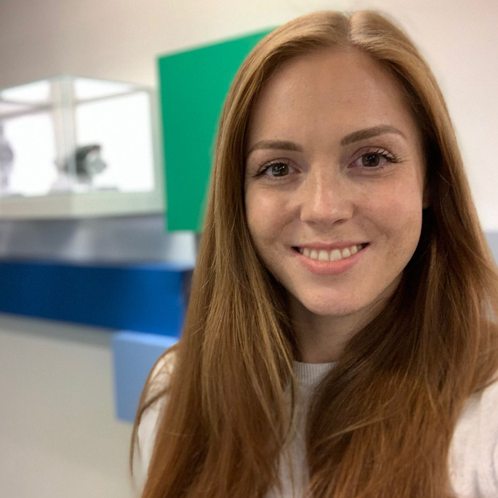 Clara Ziegler - Referent Treasury - DEKRA | XING