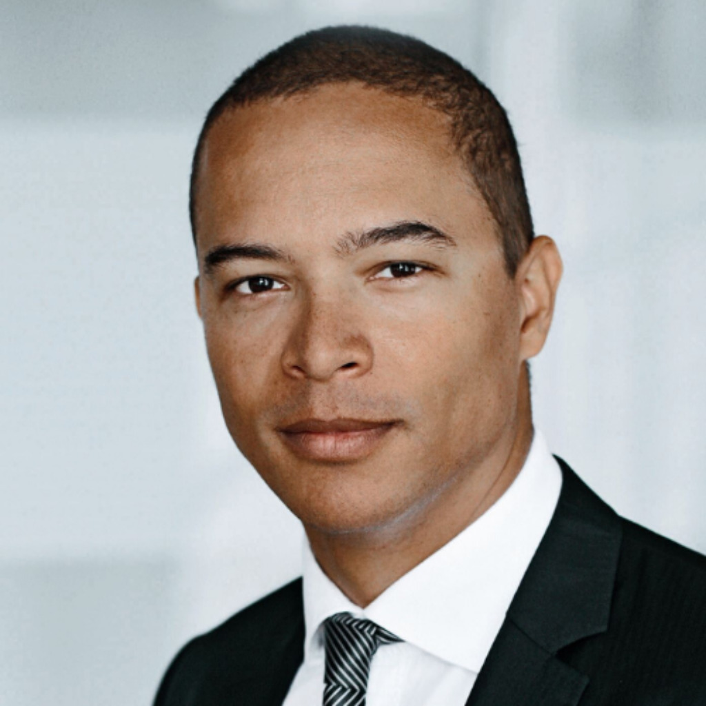 Robin Lumsden - Founder & Managing Partner (Vienna, New York & Palo ...