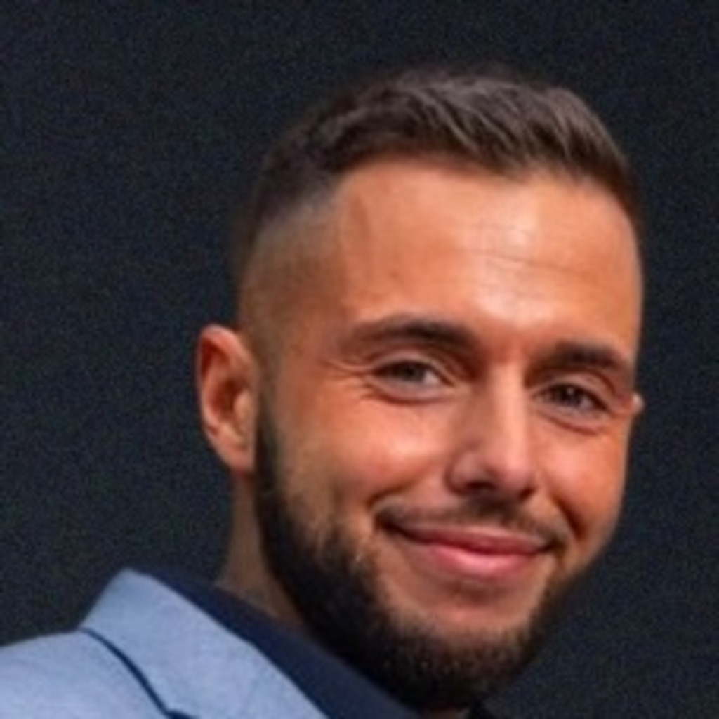 Andre-Ali Haidar-Ahmad - Assistenz Global Director Production ...