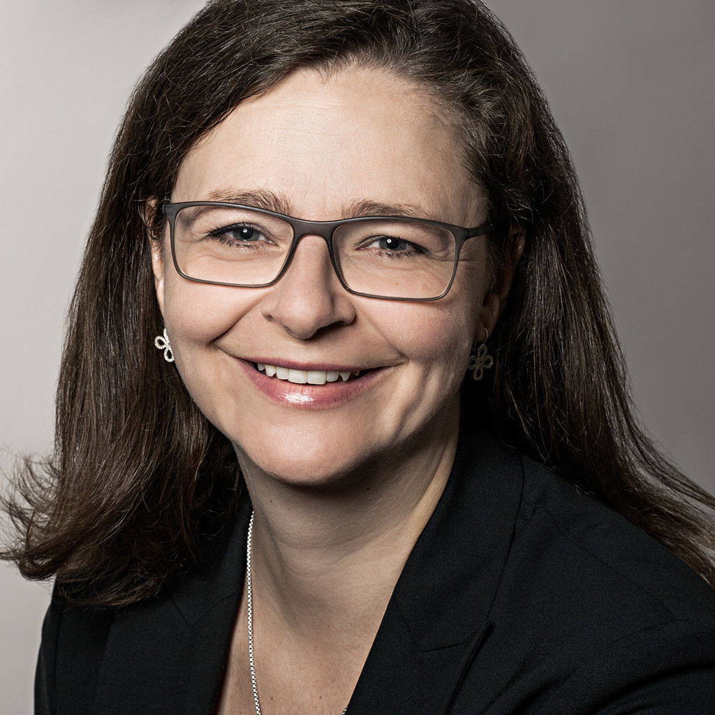 Pia Hoffmeyer - Trade Marketing Manager, PR und Community Management ...