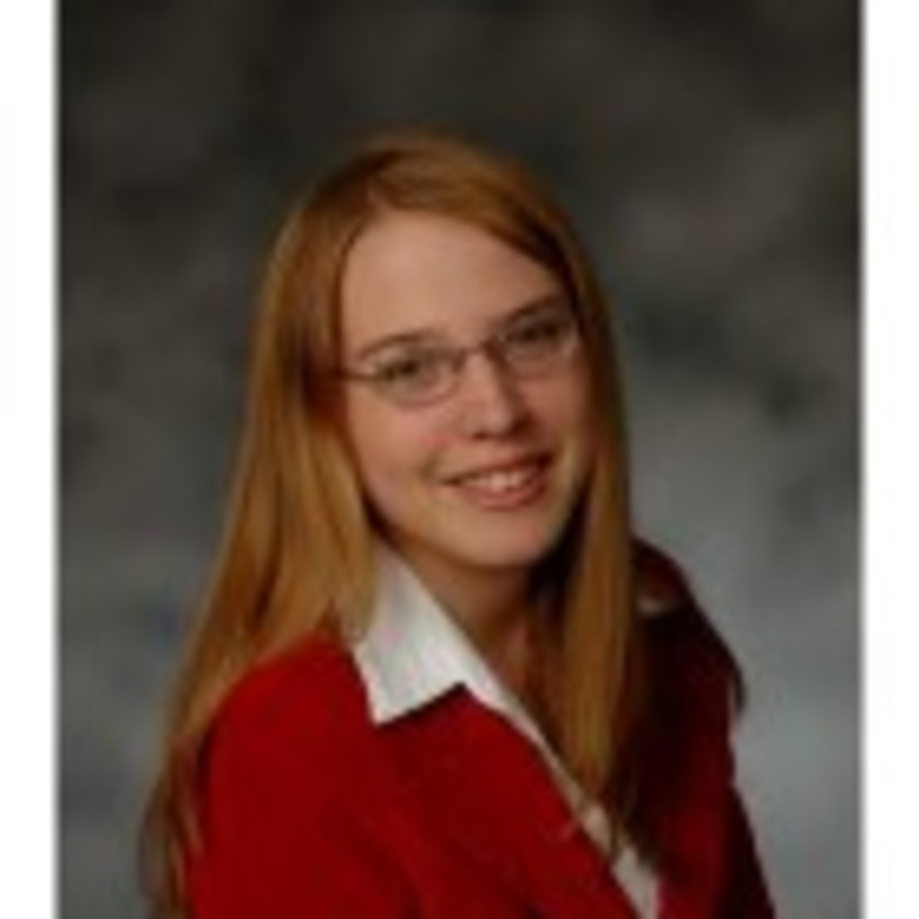 Melanie Bee's Instagram, Twitter & Facebook on IDCrawl