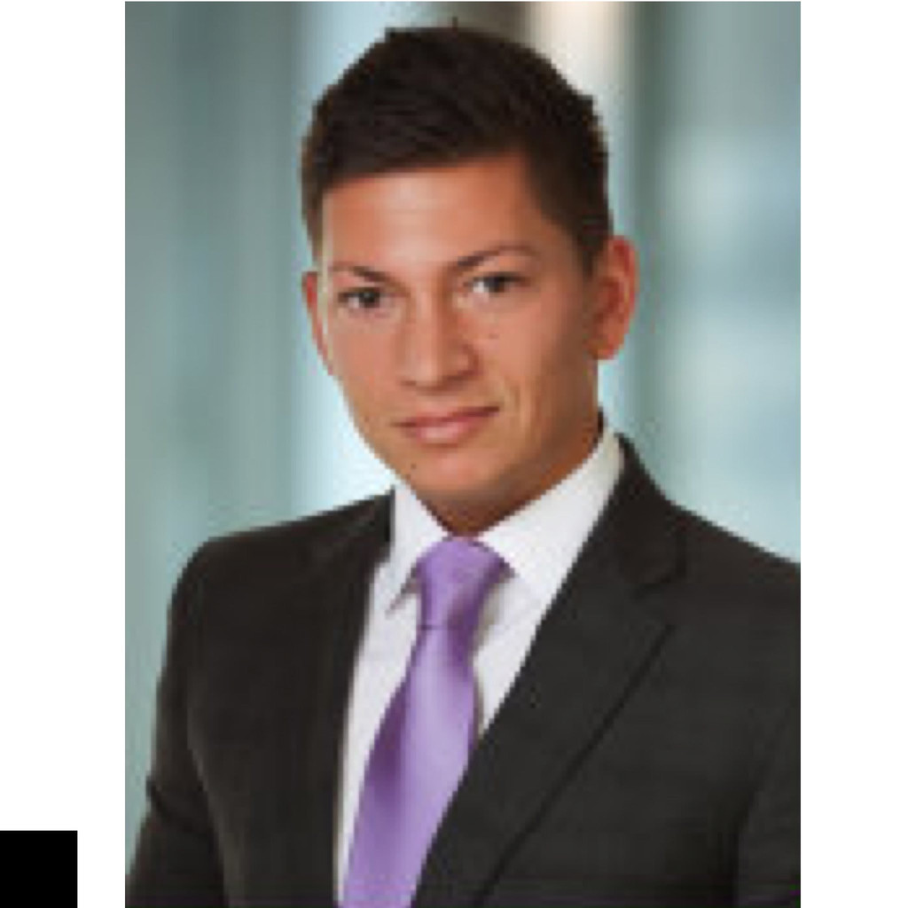 Christopher Grosser - Automobilverkäufer - Porsche Inter Auto GmbH & Co ...