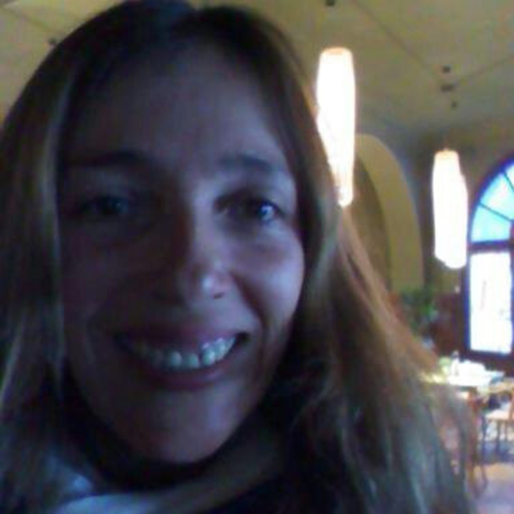 Prof. Monica Samudio - Docente - Uniestudios | XING