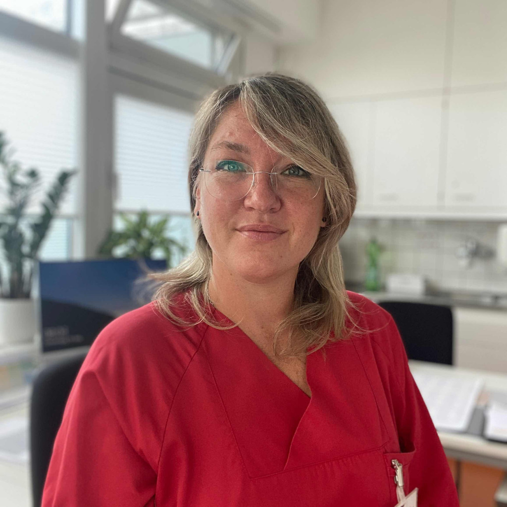 Nadine Geisler - Stationspflegeleiterin der kardiologischen Stationen ...