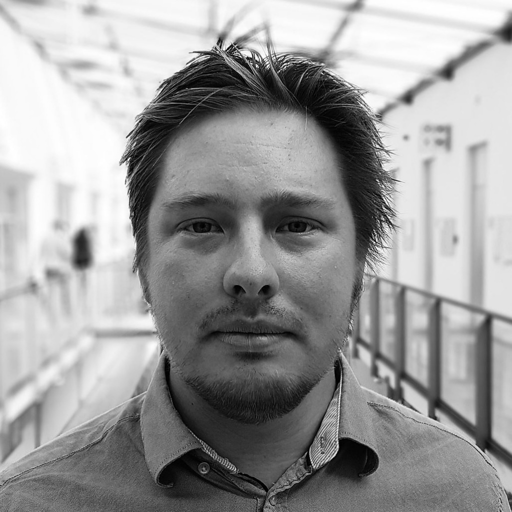 Simon Stapel - Spezialist Recruiting & Active Sourcing - E.DIS | XING