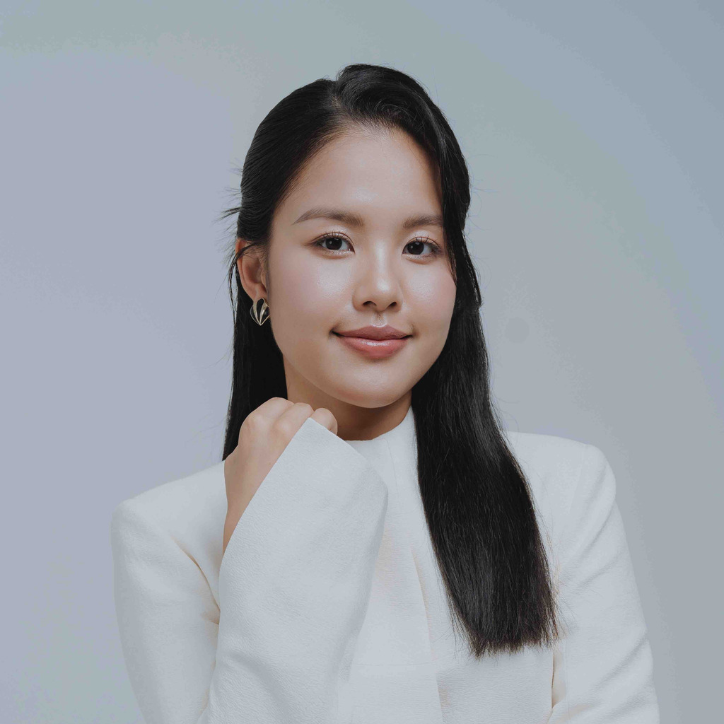 Laura Nguyen - Project Manager - IBM Client Innovation Center Germany ... Laura Nguyen - Project Manager - IBM Client Innovation Center Germany ...