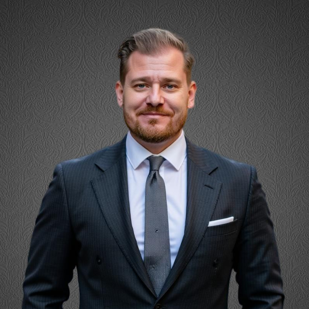 Lucas Dollfuss - Chief Operating Officer I Co-Founder - Flag Strategies ...