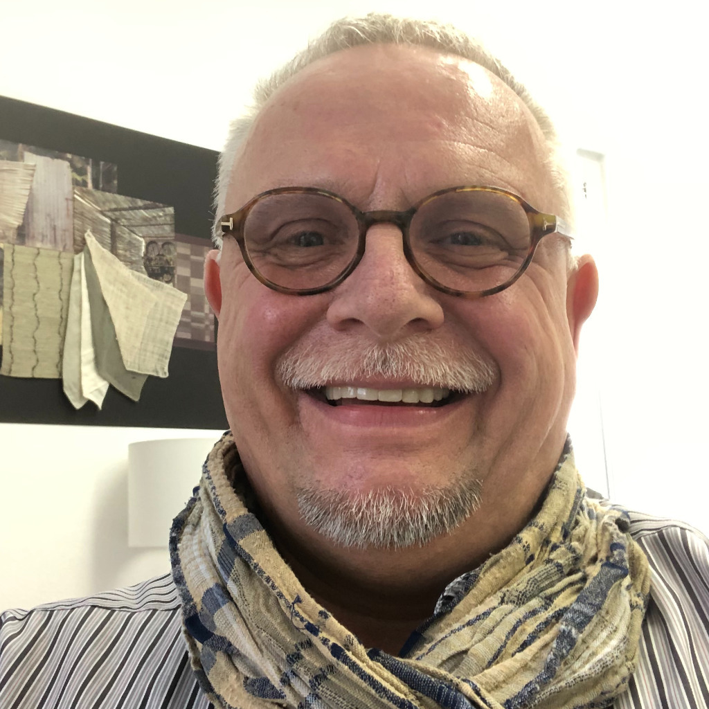 Peter Solar's Instagram, Twitter & Facebook on IDCrawl