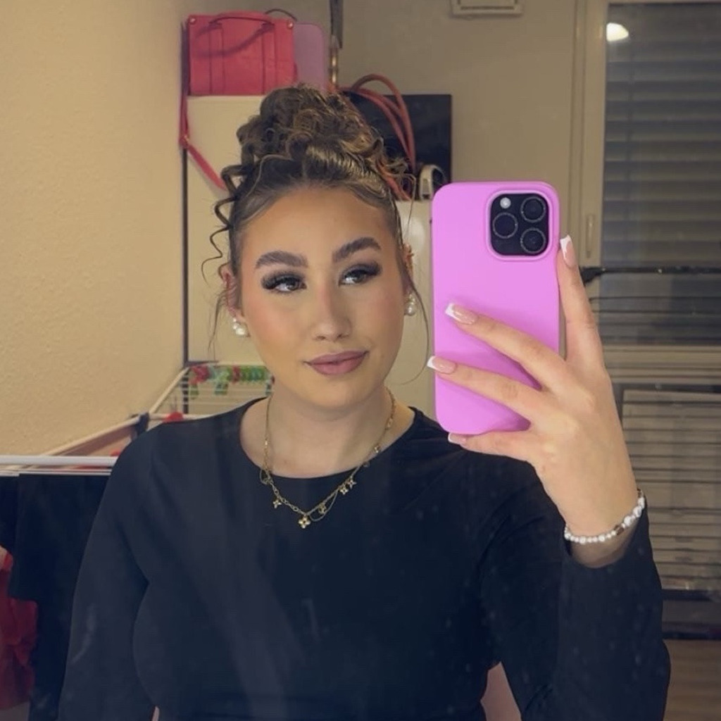 Julia Voß - Einzelhandelskauffrau - Rossmann | XING