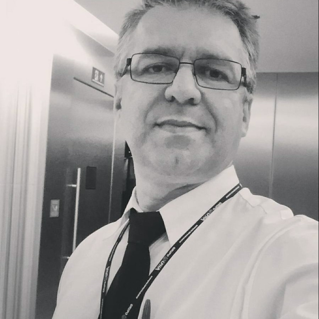 Andrew Ramos - Management Consultant - ONE OF US | XING