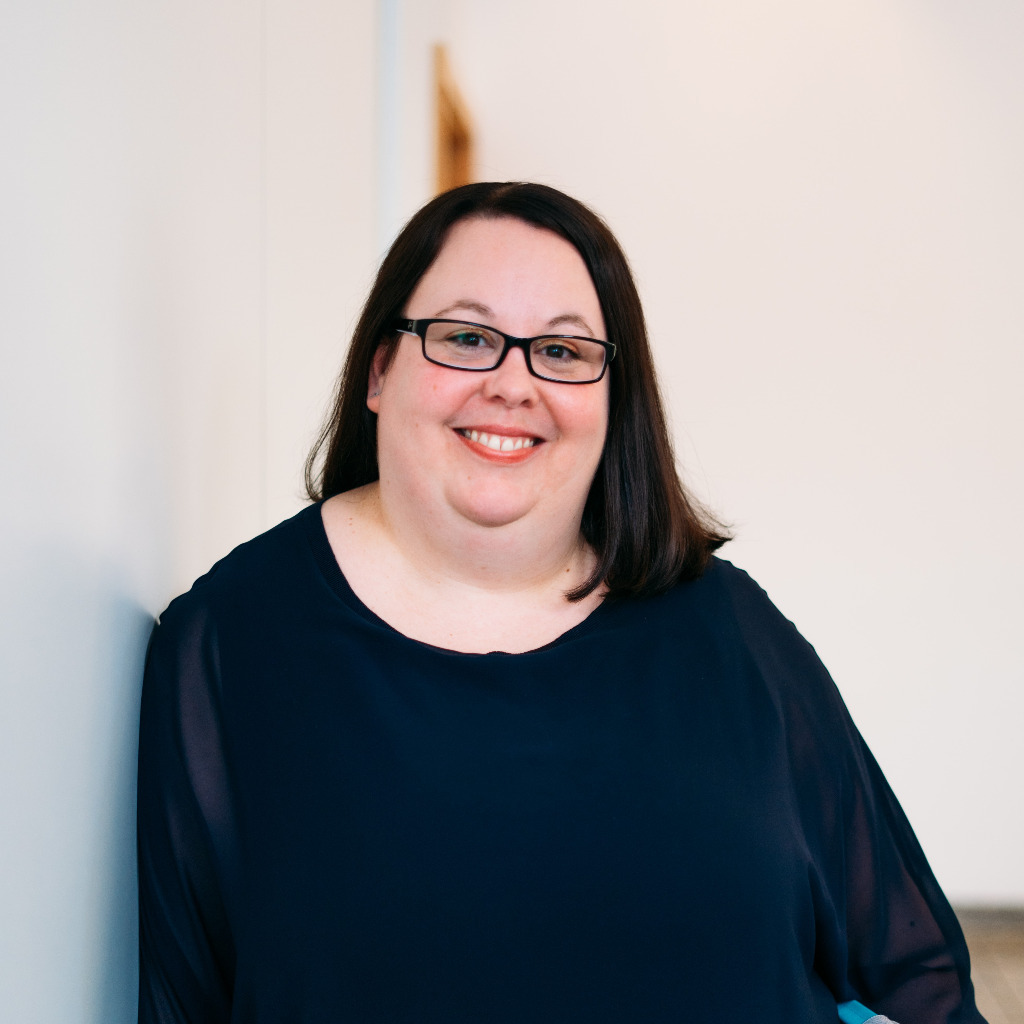 Jessica Becker - Management - FOM Hochschule für Ökonomie und ...