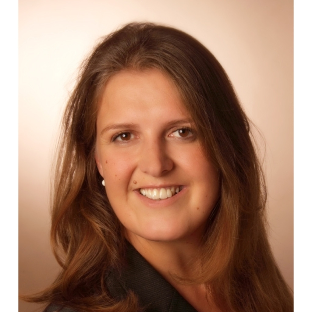 Elisabeth Strasser - IT Procurement Specialist - Amadeus Data ...