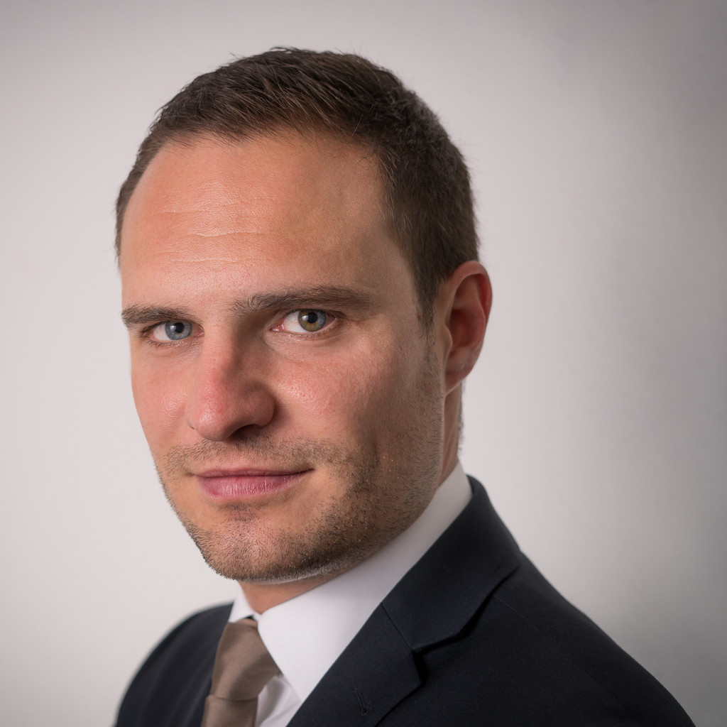 Philipp Becker - Site Director Logistics / Standortleiter - Ferdinand ...