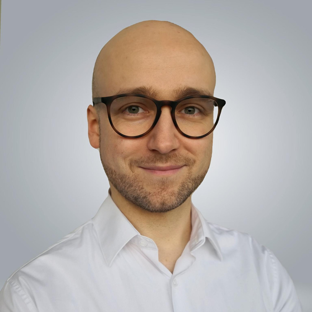 Daniel Christ - Außerklinische Intensivpflege - Familienunternehmen ...