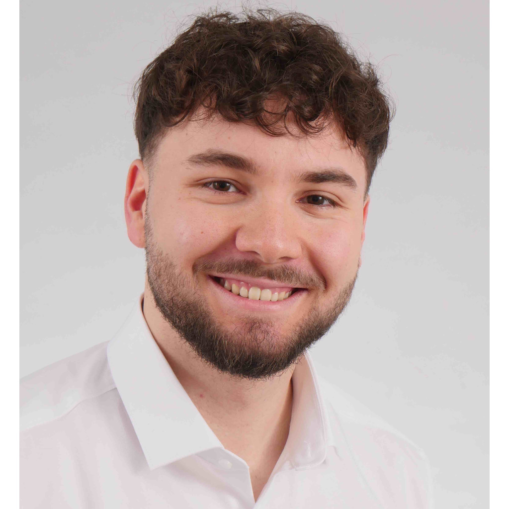 Leon Wolf - Staatlich geprüfter Lacktechniker - Schule für Farbe und ...