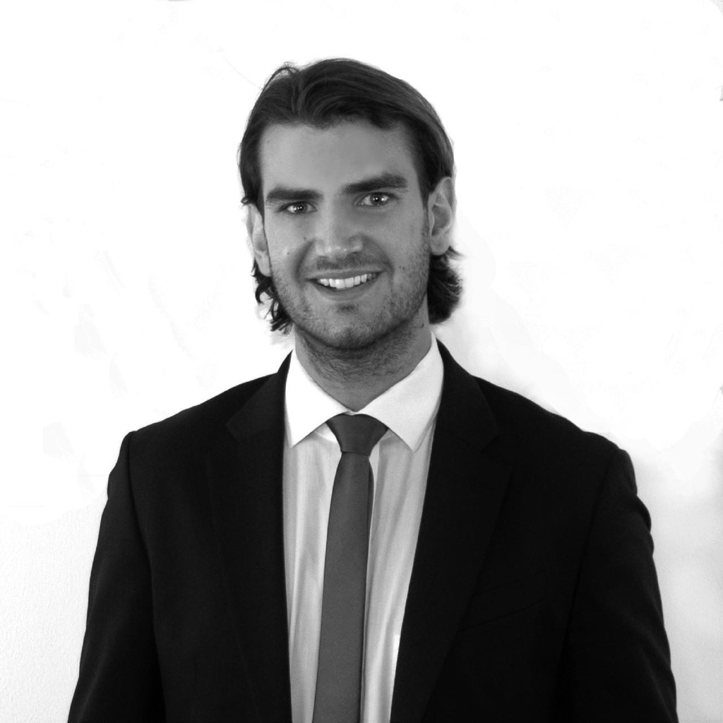 Julian Russ - Executive People & Culture - OMD München | XING