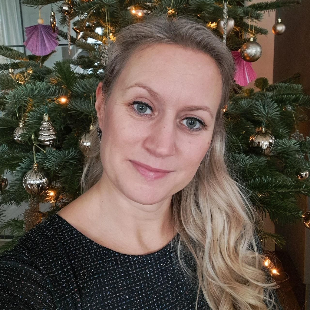 Li Belle - Baufinanzierungsspezialistin - Sparkasse KölnBonn | XING