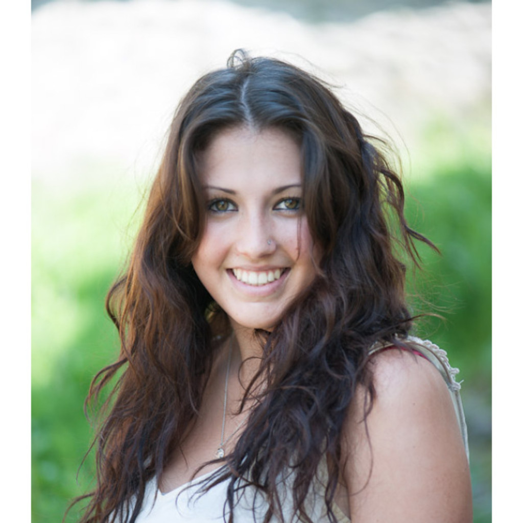 Sheila Nussbaumer - Wirtschaft - Kantonsschule Zug | XING