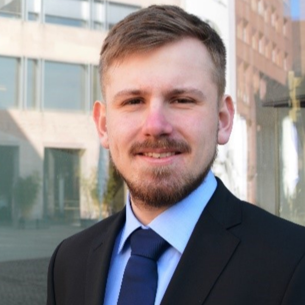 Stephan Schuster - Physik. Schwerpunkte: Quantencomputing, Optik ...