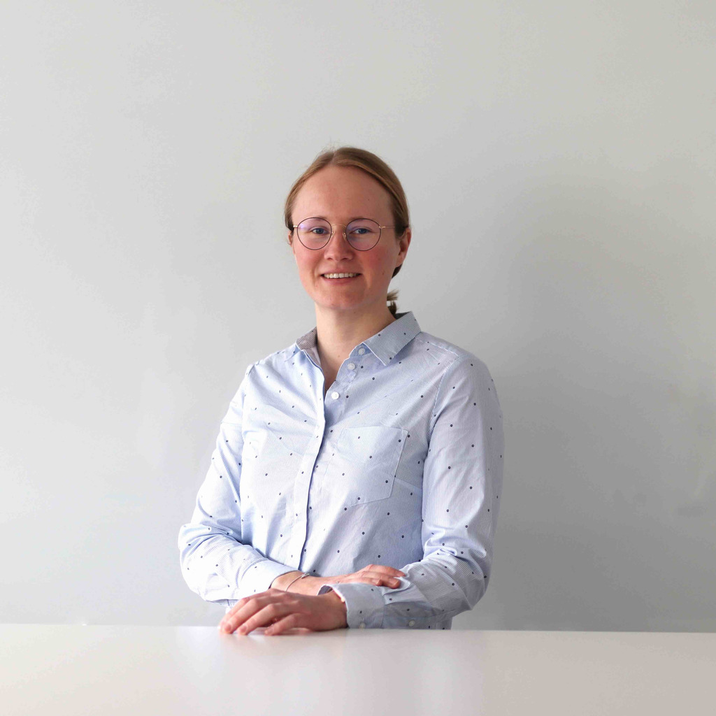 Nina Baumgartner - System Architect - Continental AG, Continental ...