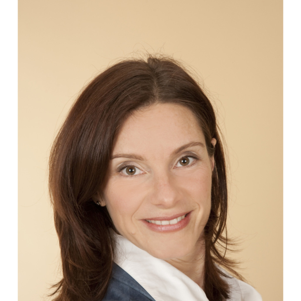 Mag. Michaela Neubauer-Artés - Bilanzanalyse - Bank Austria | XING