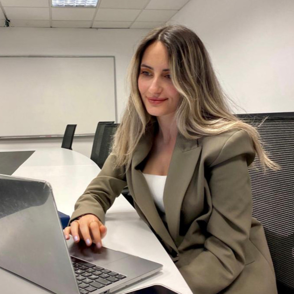 Duygu Çağla Alaşabanoğlu - Sales Manager - Co-Influencer | XING