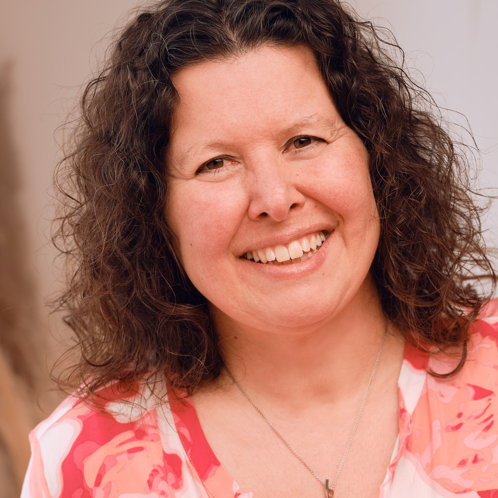 Iris Hettinger - Lebensberaterin, Seelsorgerin - Selbständig mit ...