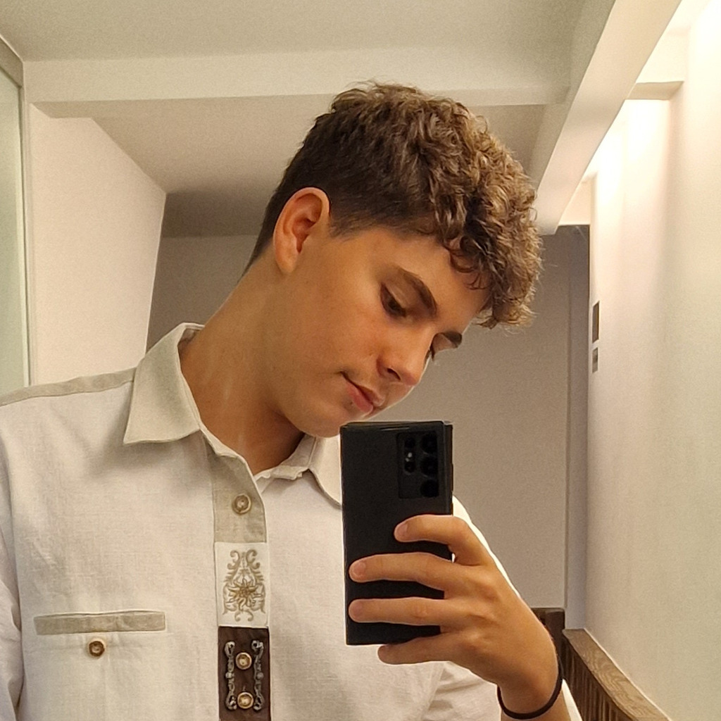 Aaron Schäuble - Montage-Elektriker - Haupt-studer | XING