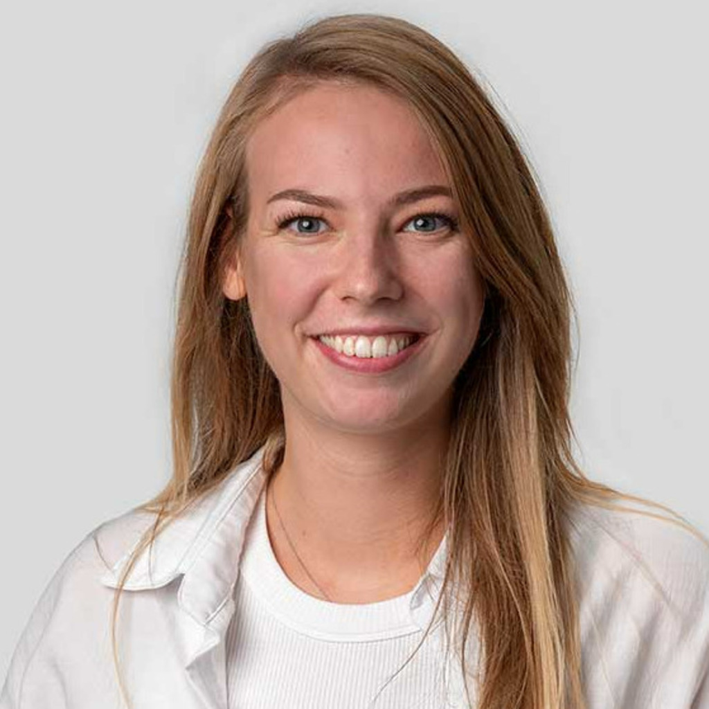 Judith Prins - Creative design - van Esch | XING