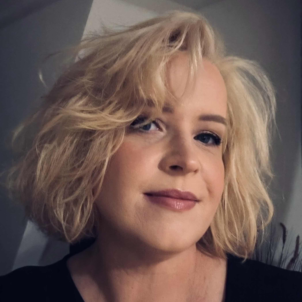 Rebecca Becker - Projektmanagement/Zentrales Qualitätsmanagement ...