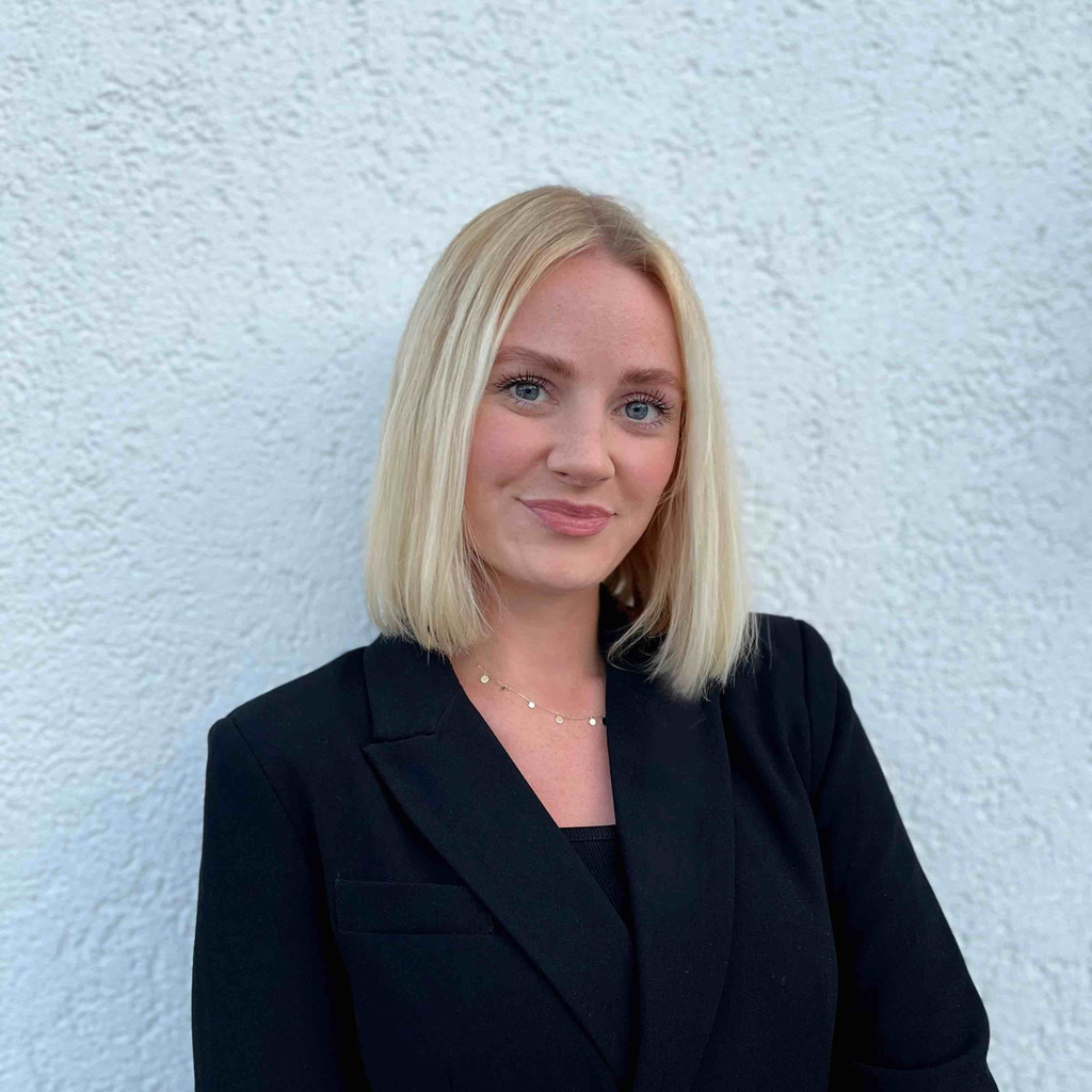 Alicia Hütter - Einkäuferin - New Yorker | XING