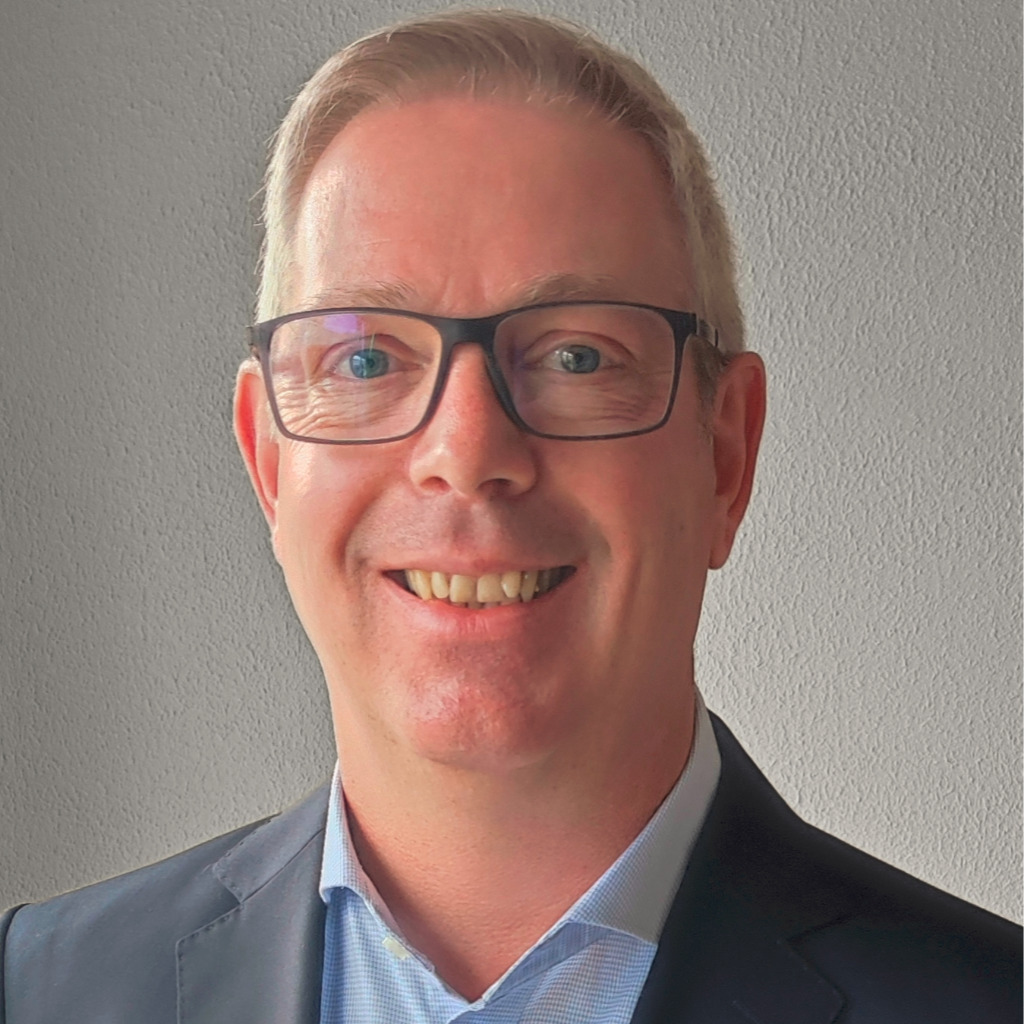 Michael Helfrich in der Personensuche von Das Telefonbuch