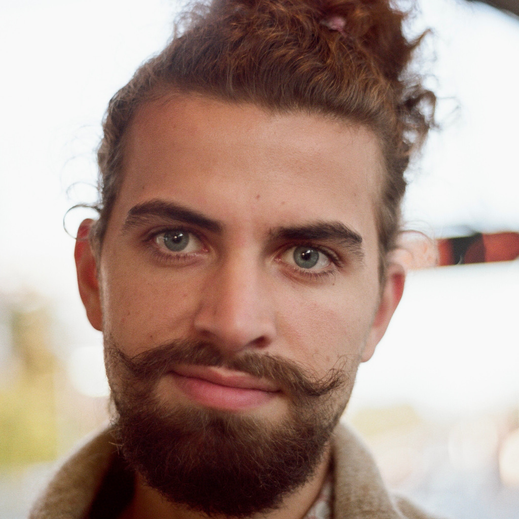 Moritz Kramer - (Video) Content Creator & Social Media Community Gardener - Pioneers of Change ...