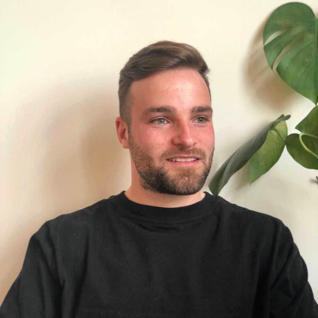 Alexander Munz - Junior CRM Manager - Parship Group | XING