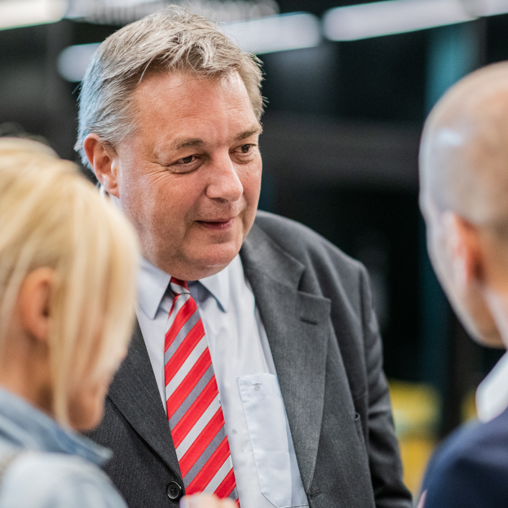 Roland Albert - Inhaber - Roland Albert Training und Beratung BDVT | XING