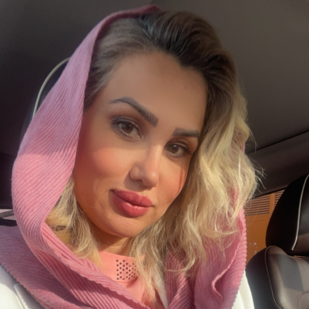 Leila Abdollah Nazer - Chief Executive Officer (CEO) - Parnian Novin ...