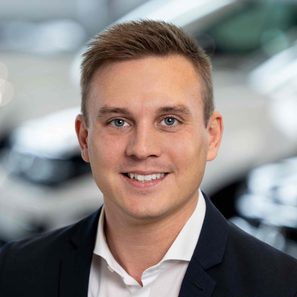 Rene Lucas - Marketing / Neue Medien - Automobil Zentrum Leverkusen ...